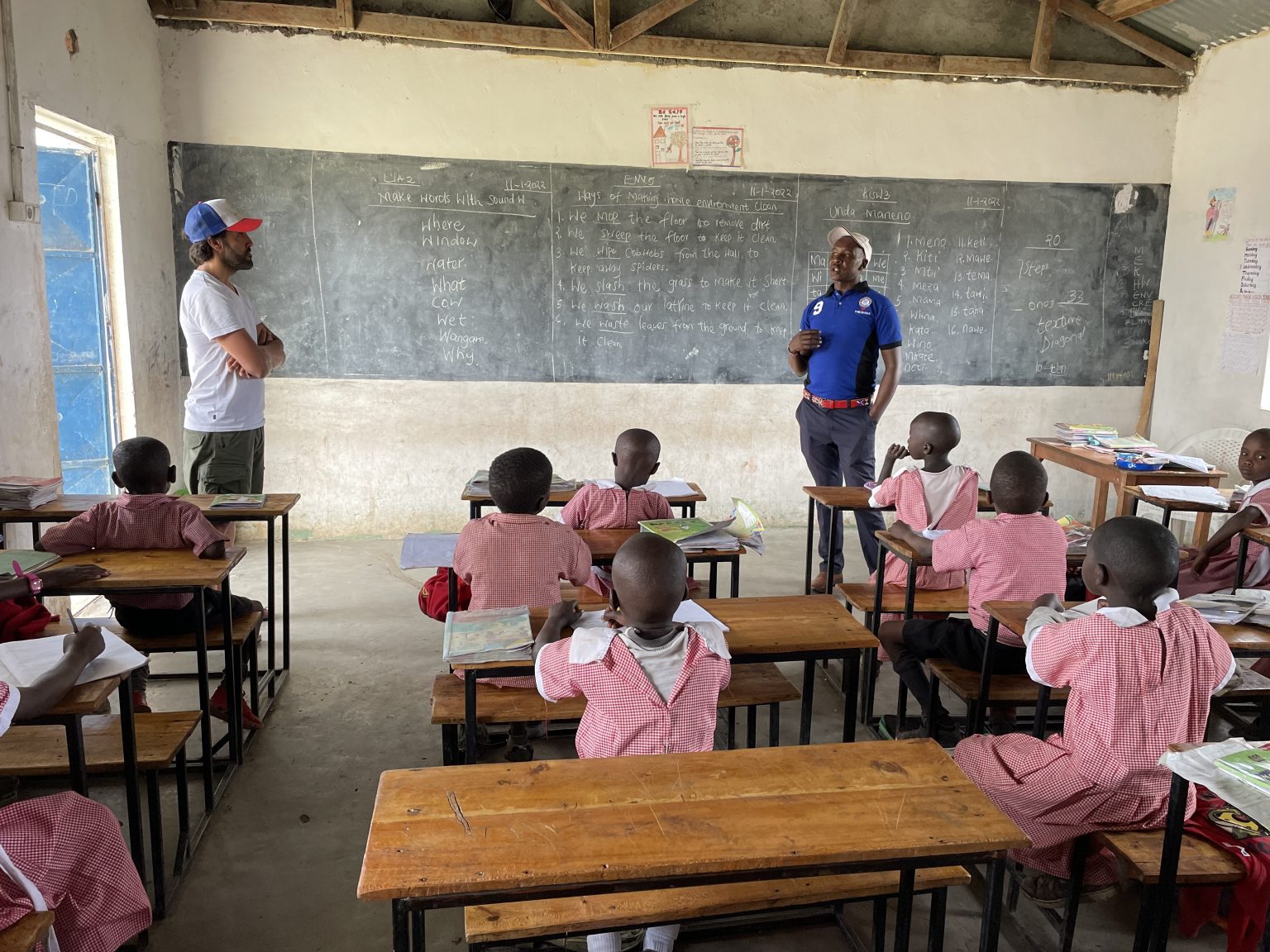 Viaje solidario por Kenia: ADCAM los masáis y la fauna keniata